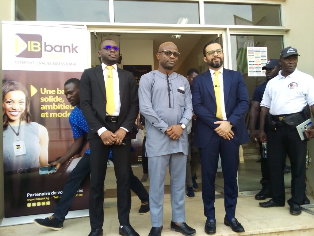 Mbanking: IB bank et Togocom vont faciliter la vie aux clients - L'économiste du Togo